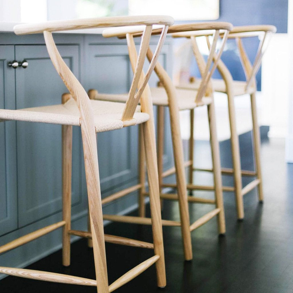 Wishbone Bar Stool Natural Ash – DC Concept